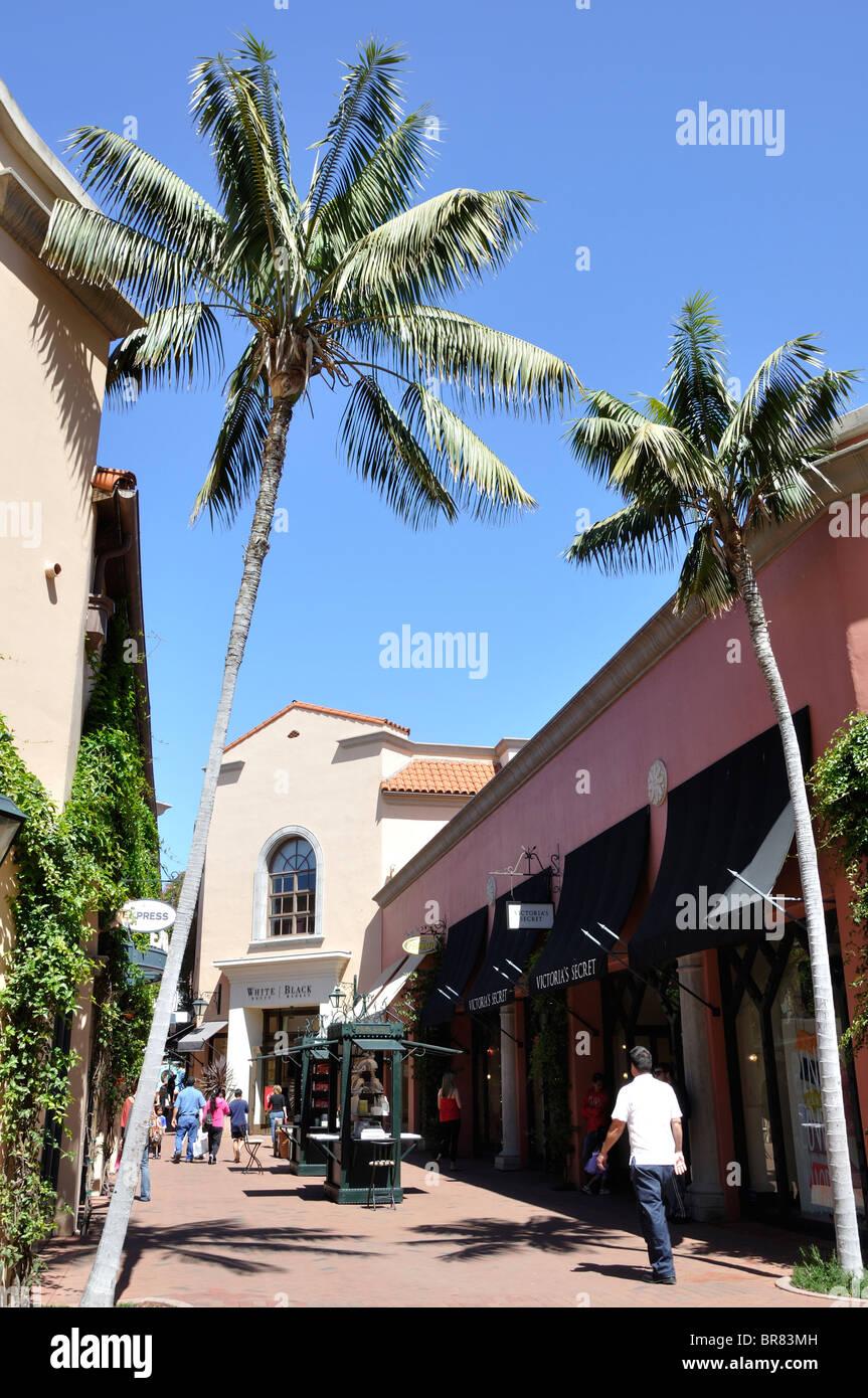Santa Barbara mall, California, USA Stock Photo - Alamy