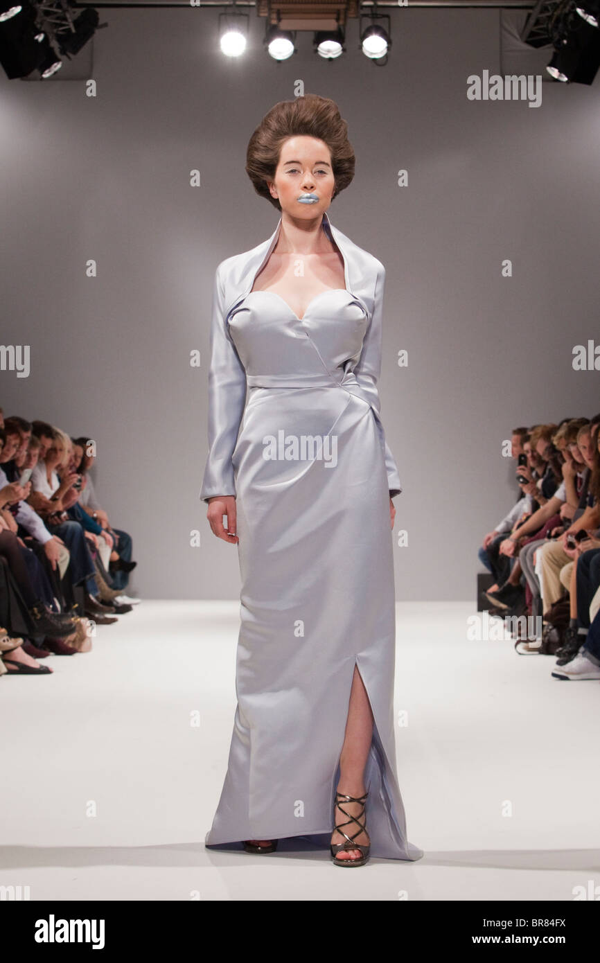 LONDON, ENGLAND - London Fashion Week, Actress Anna Popplewell, S/S ...