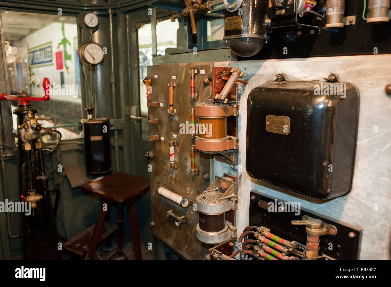 Conductors cabin hi-res stock photography and images - Alamy