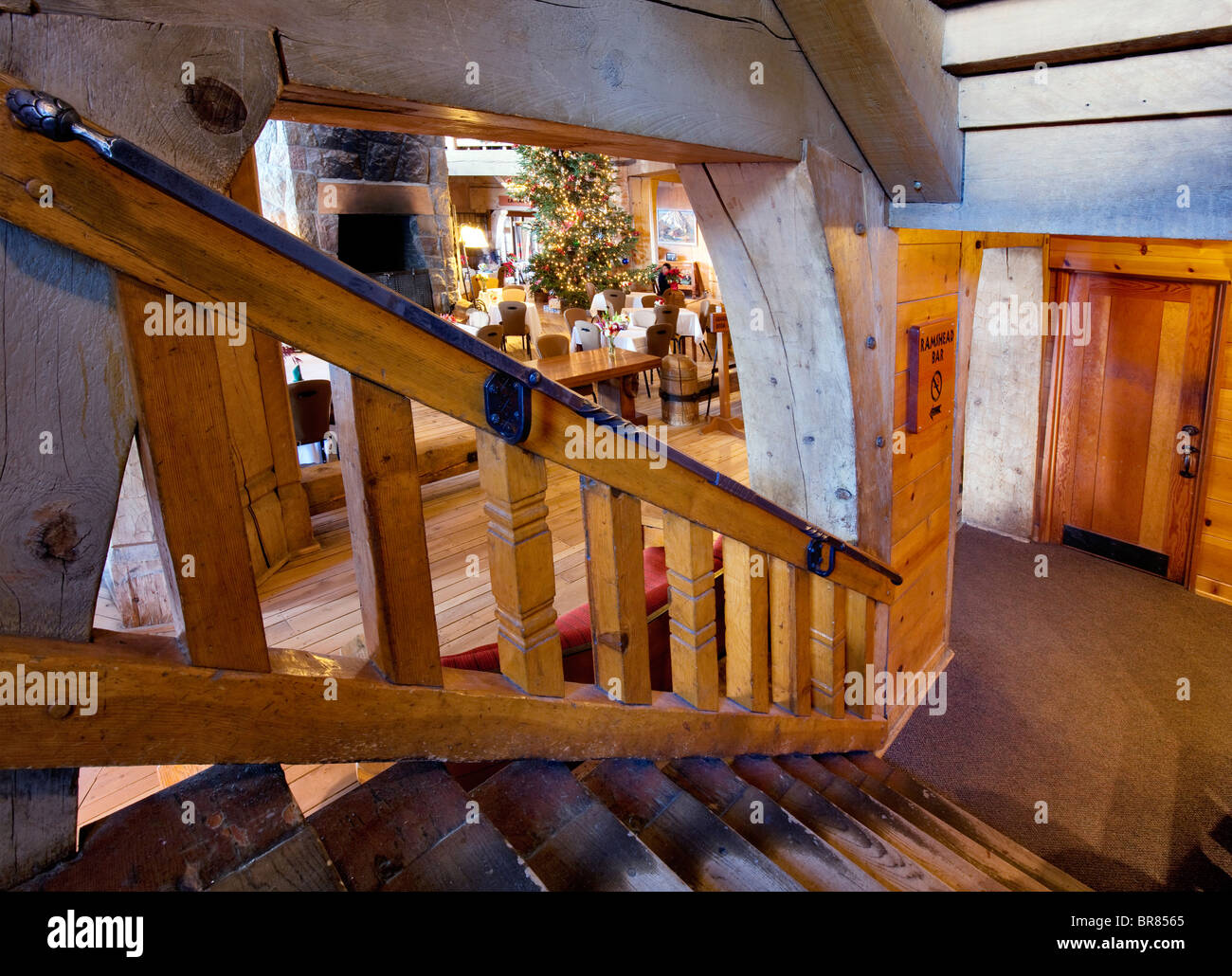 Timberline lodge oregon fireplace hi-res stock photography and images ...