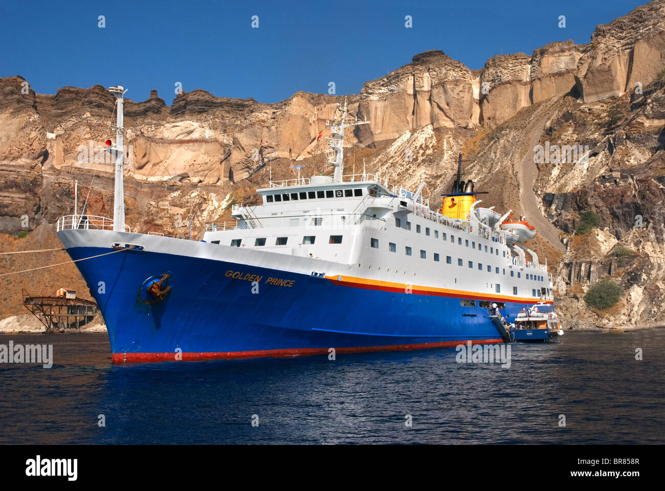 Blue ferry hi-res stock photography and images - Alamy