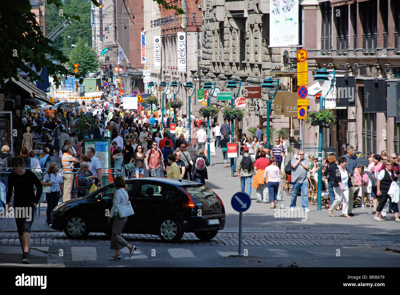 Editorial use only. Crowded streets, summer 2008, Helsinki, Finland (EU ...