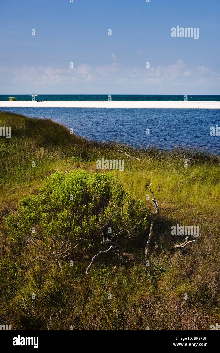 Oil spill response sea pollution boom hi-res stock photography and ...