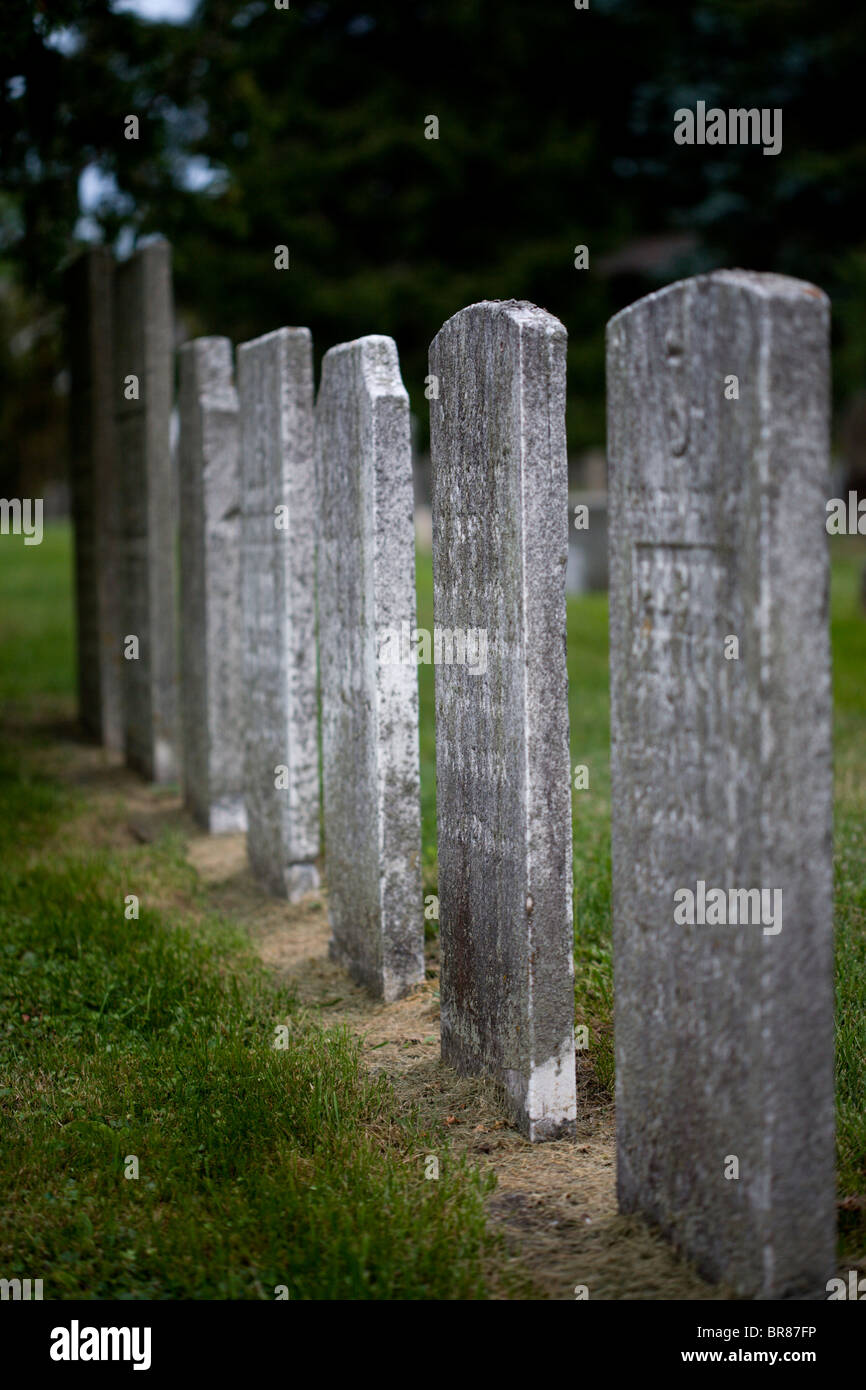 Old tombstones hi-res stock photography and images - Alamy