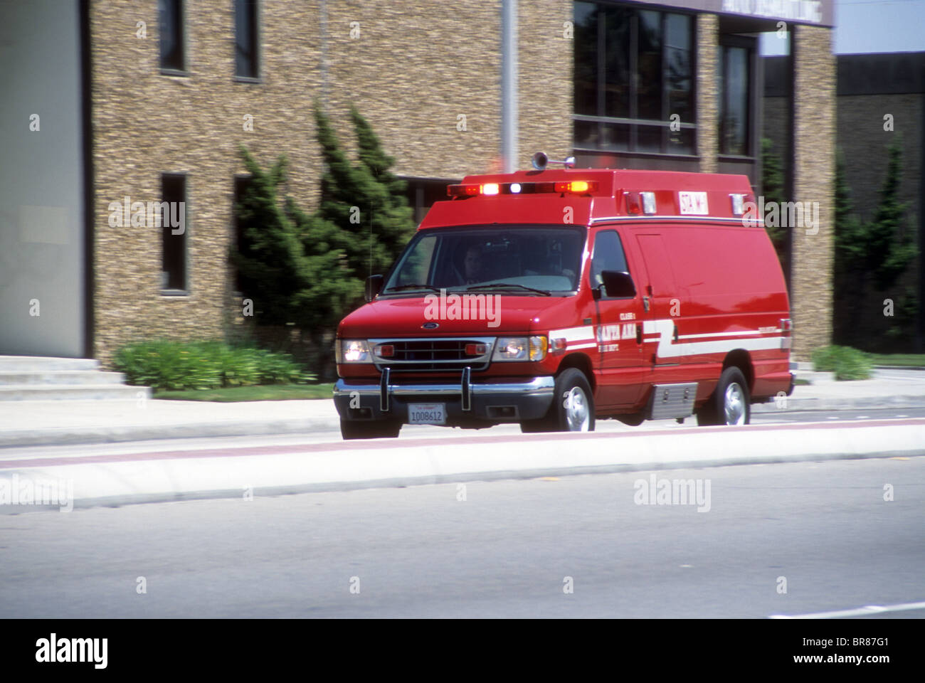 Ambulance emergency response vehicle paramedic medical rescue code 3 ...