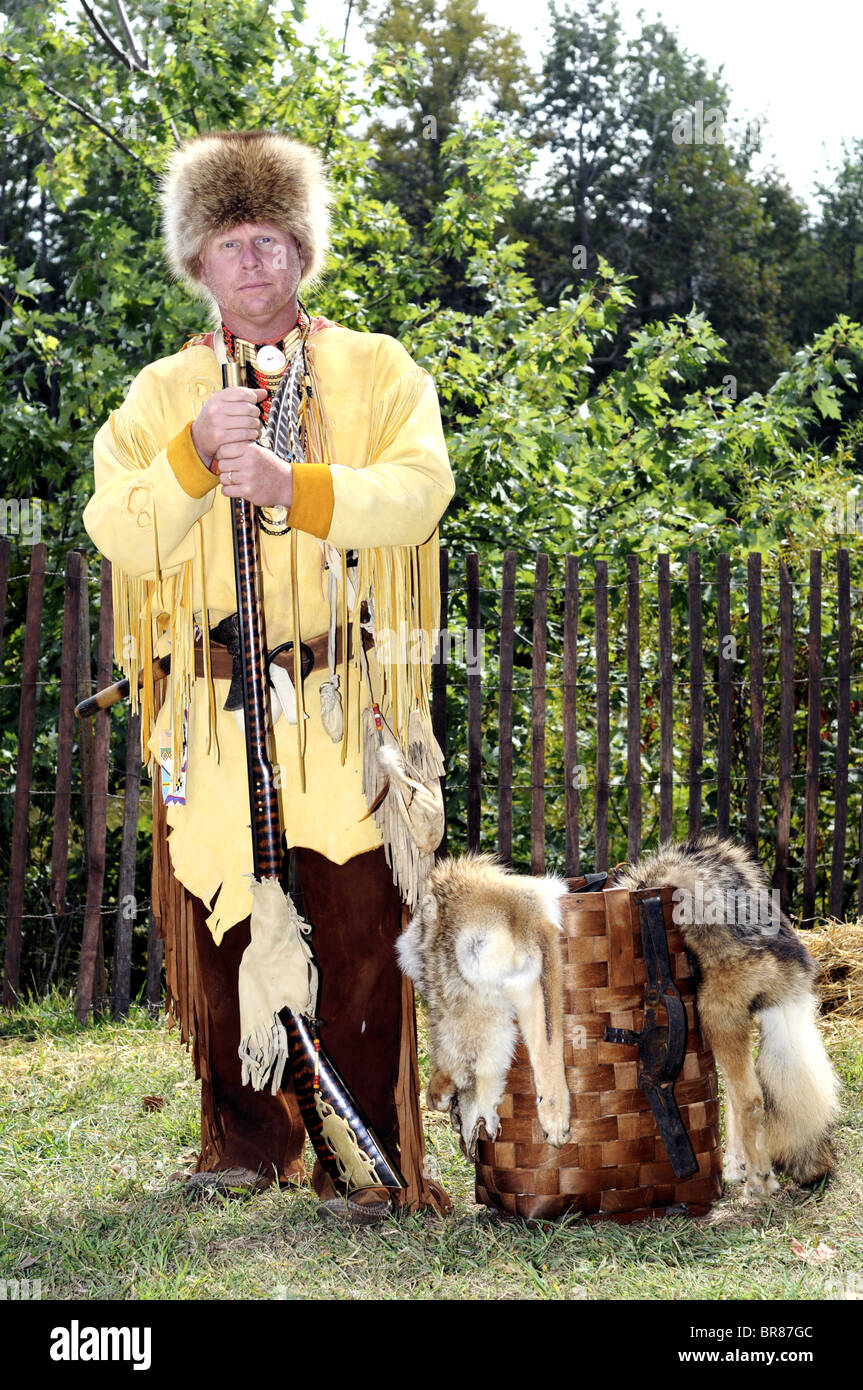 Fur trader hi-res stock photography and images - Alamy