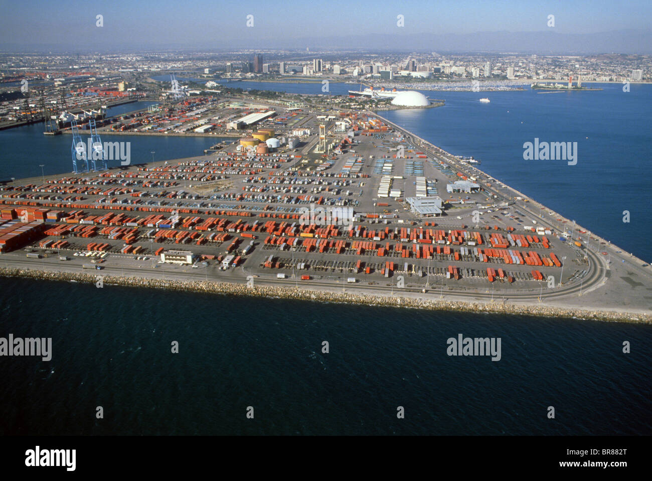 Los Angeles Long Beach California harbor shipping freight cargo import ...