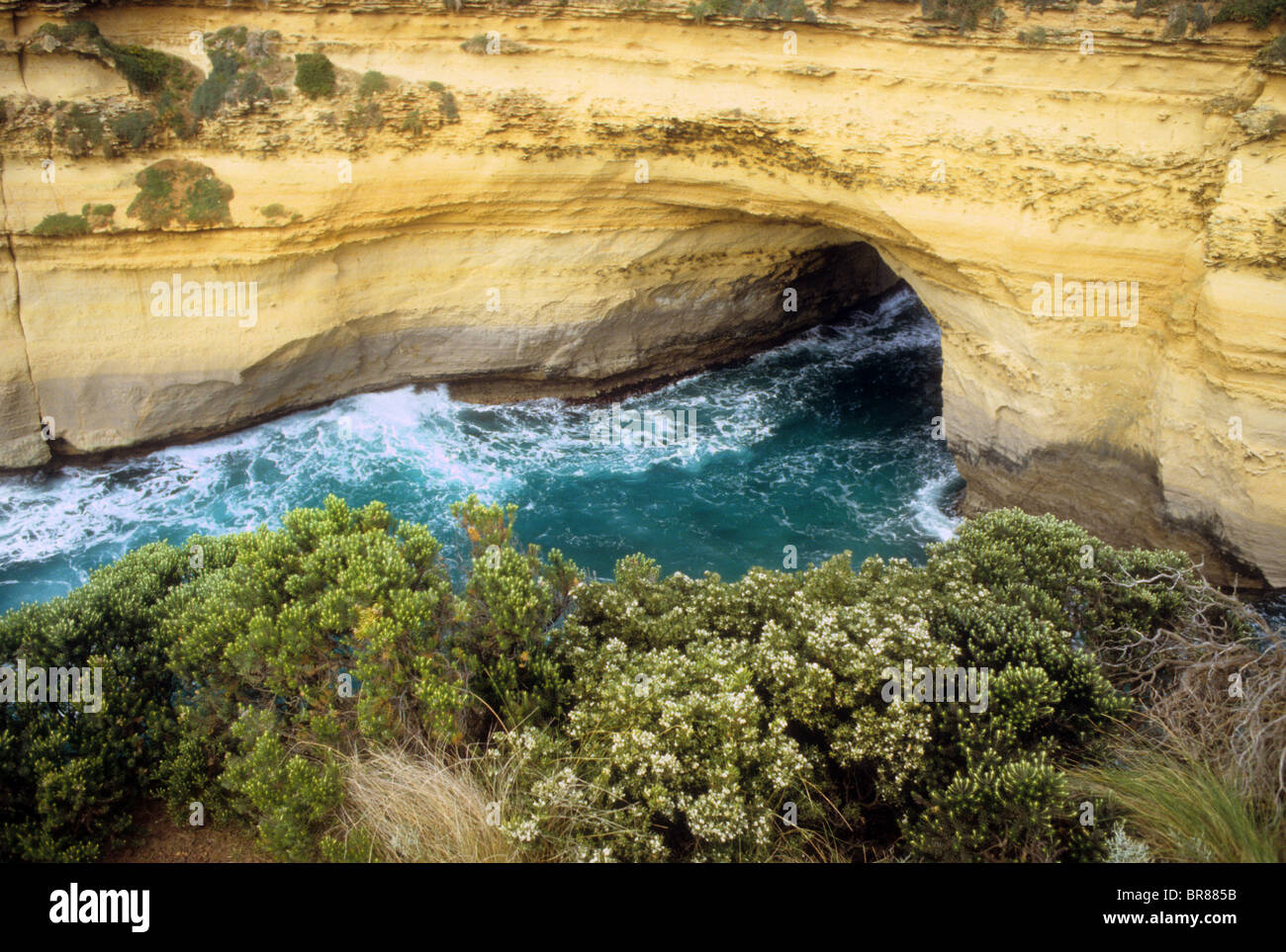 Beach on Great Ocean Road, near Melbourne, Australia Twelve Apostles ...