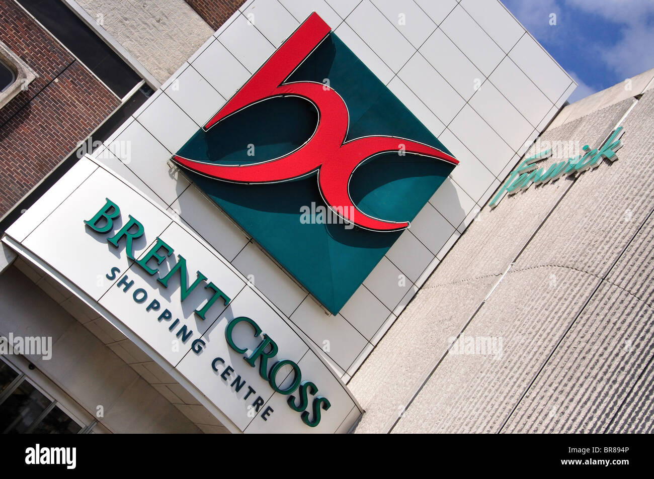 Interior brent cross shopping centre hi-res stock photography and ...