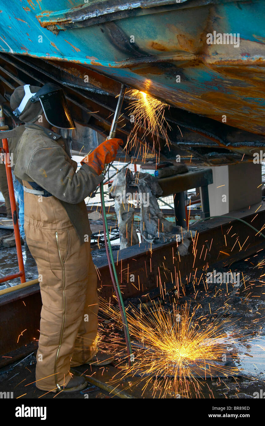 Hull trawlers hi-res stock photography and images - Alamy