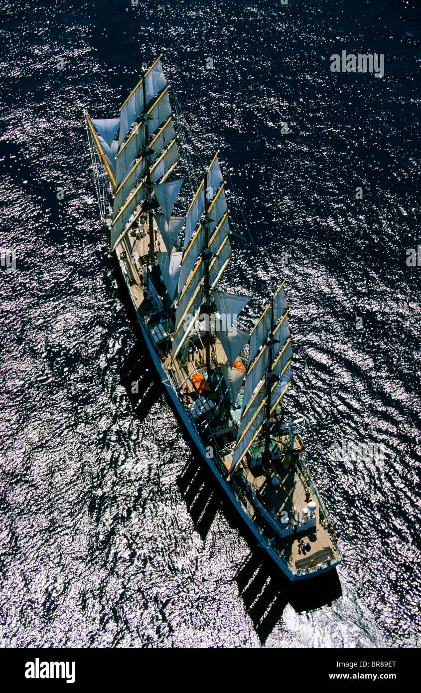 Three masted ship square rig hi-res stock photography and images - Alamy