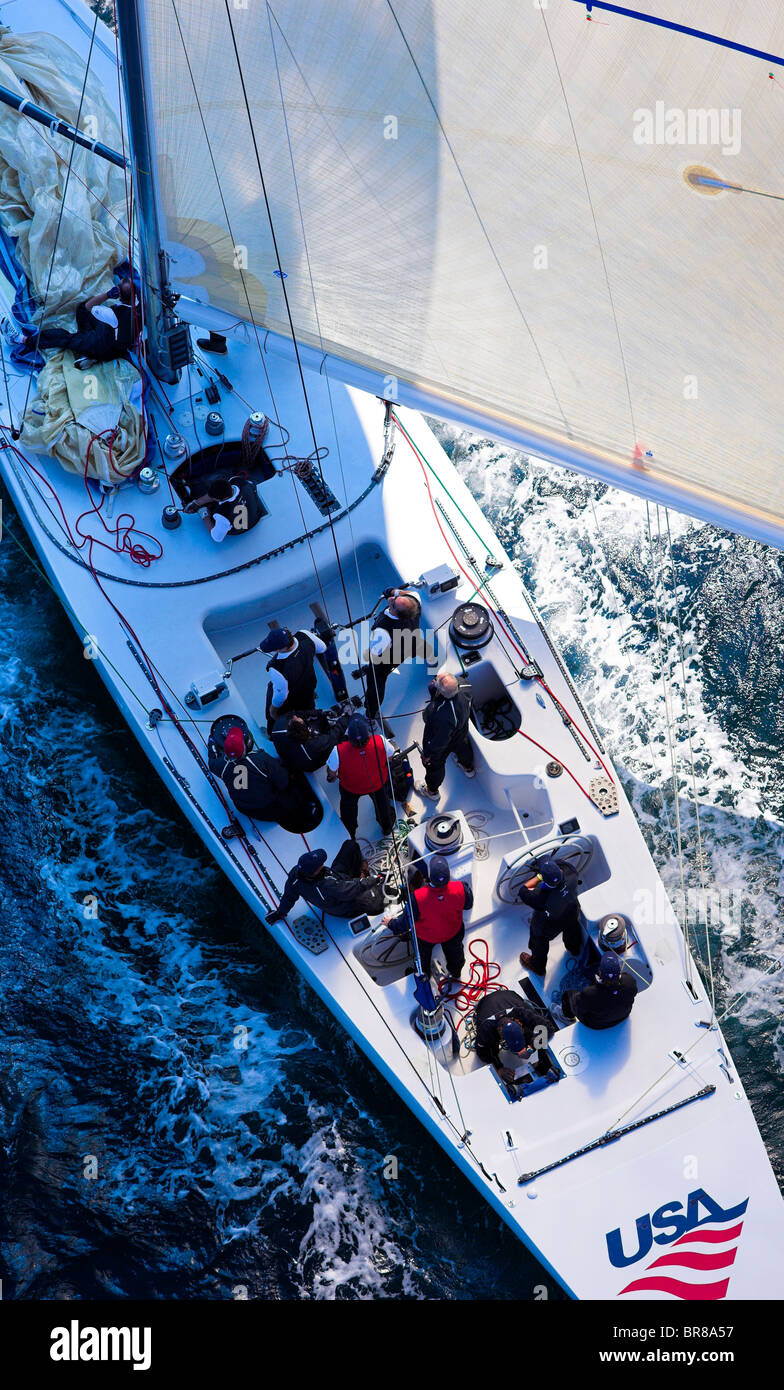12m yacht sailing downwind under spinnaker in the 2006 12 Metre North ...