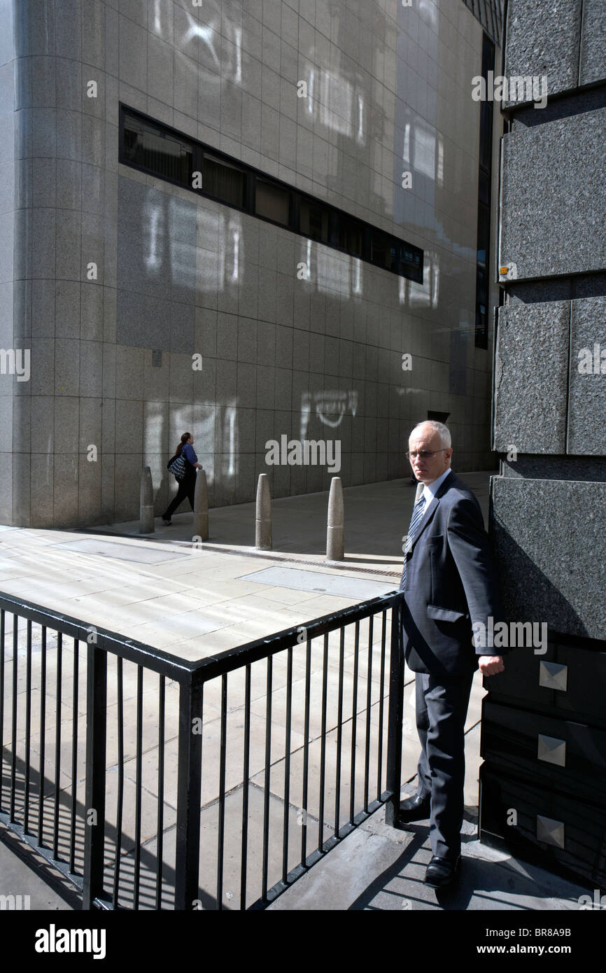 a man in the city of london Stock Photo - Alamy