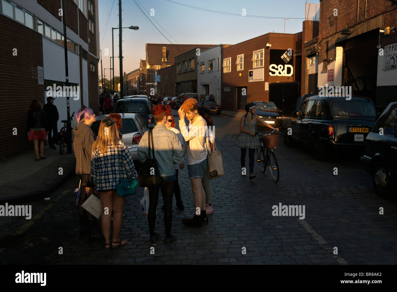 first thursday event in vyner street east london Stock Photo - Alamy