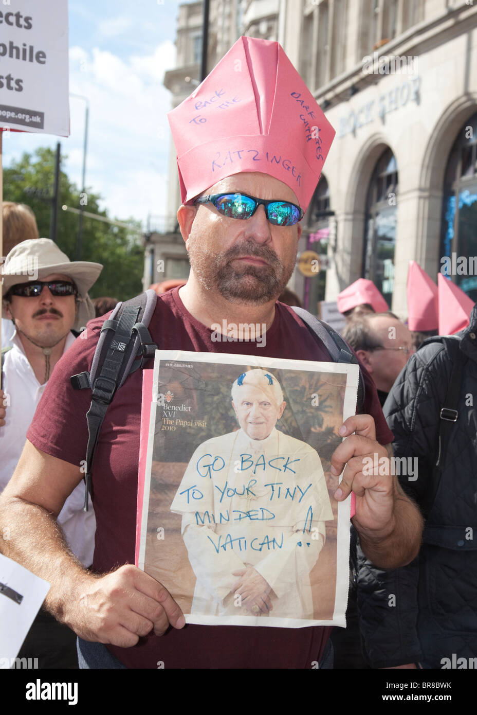 Anti pope protesters hi-res stock photography and images - Alamy
