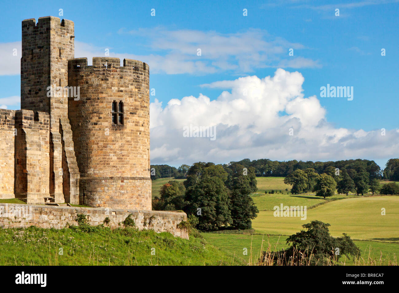 Alnwick castle percys hi-res stock photography and images - Alamy