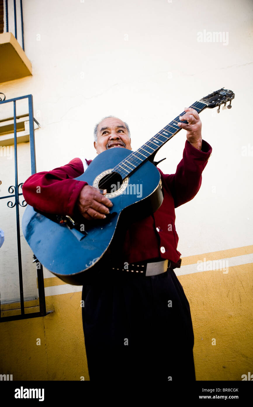 Mariachi photo hi-res stock photography and images - Alamy