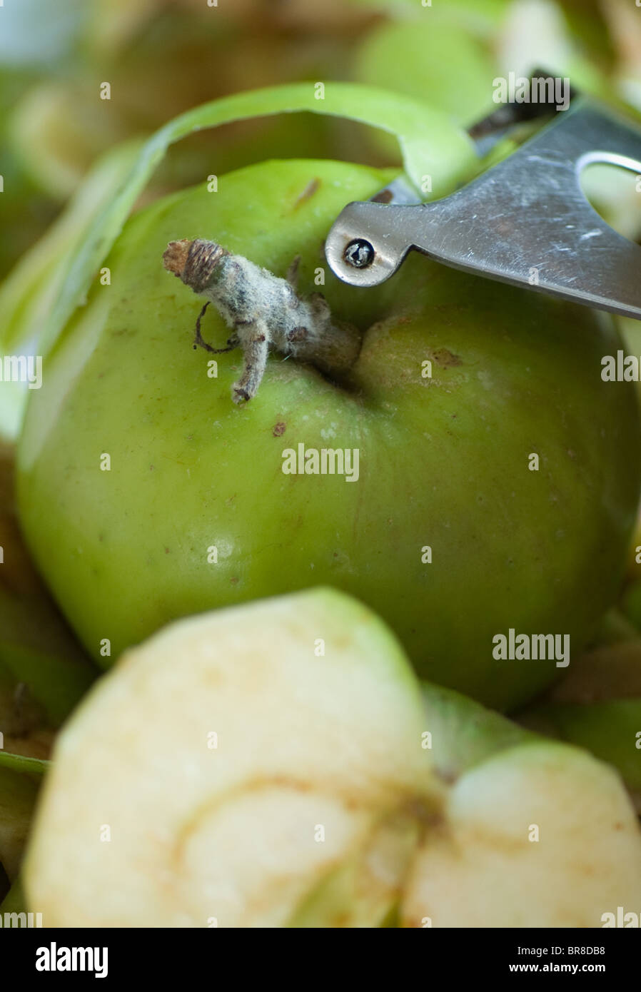 English cooking apple hi-res stock photography and images - Alamy