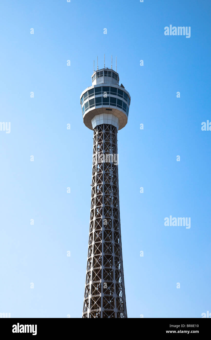 Marine towers hi-res stock photography and images - Alamy
