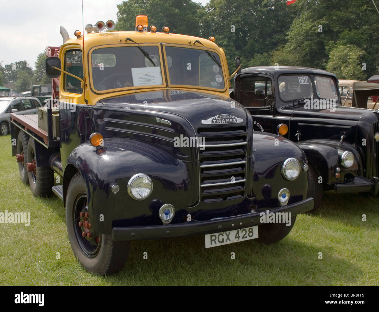 Ford Fordson Thames Sussex Lorry Stock Photo - Alamy