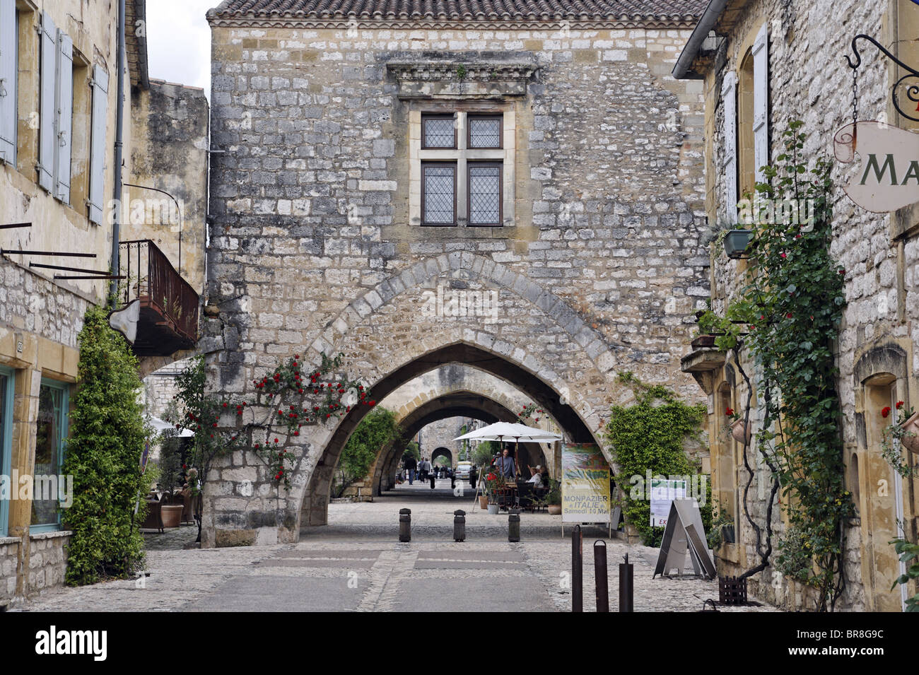 Medieval village of Monpazier, Dordogne, France, Monpazier, Dordogne ...