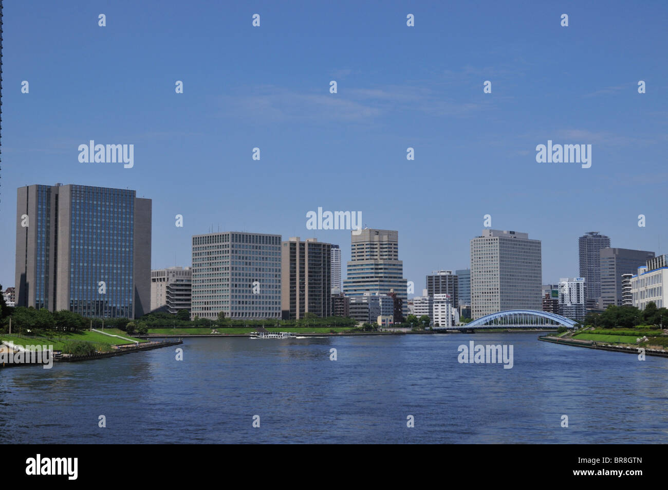 Sumida river and Tokyo skyline Stock Photo - Alamy