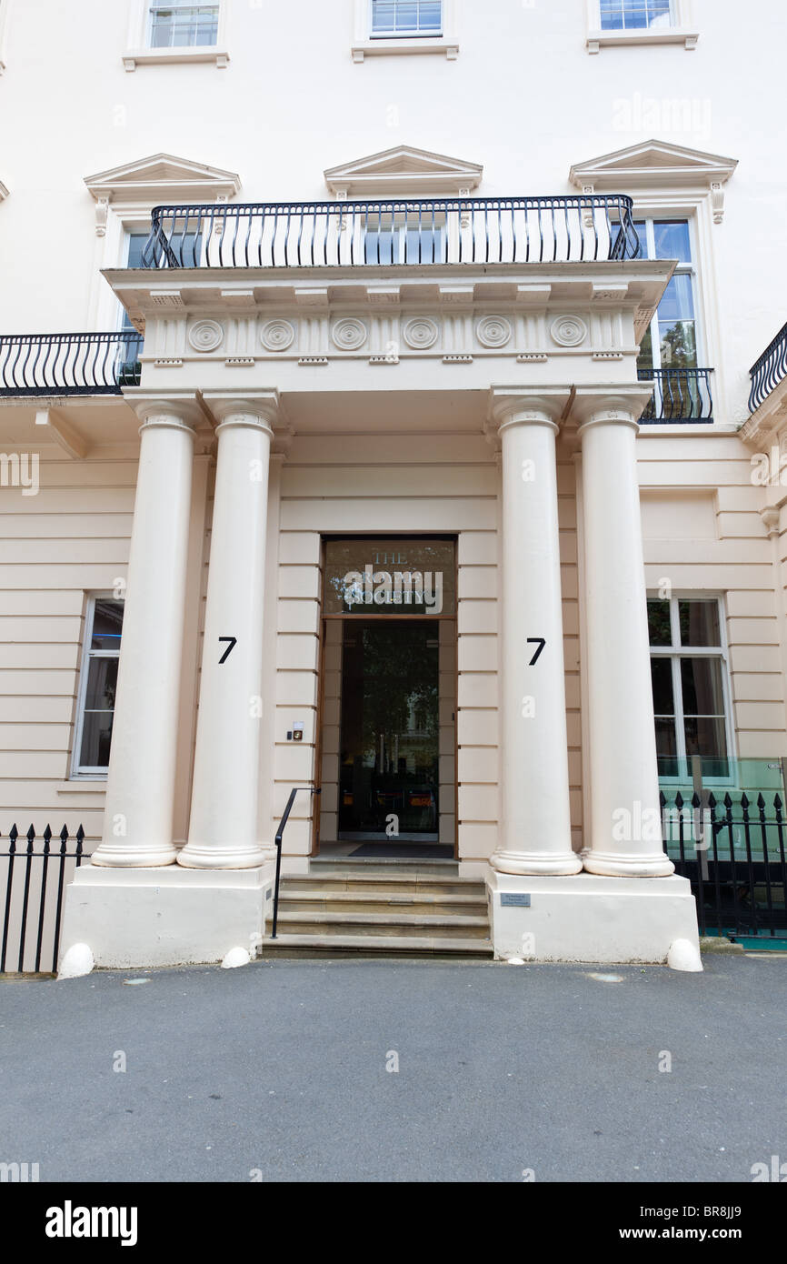 Listed house carlton house terrace hi-res stock photography and images ...