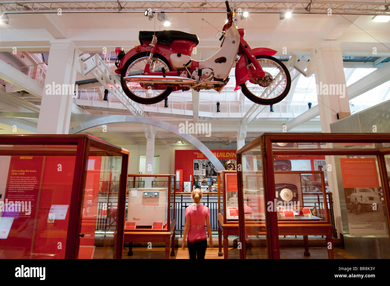 London england science museum hi-res stock photography and images - Alamy