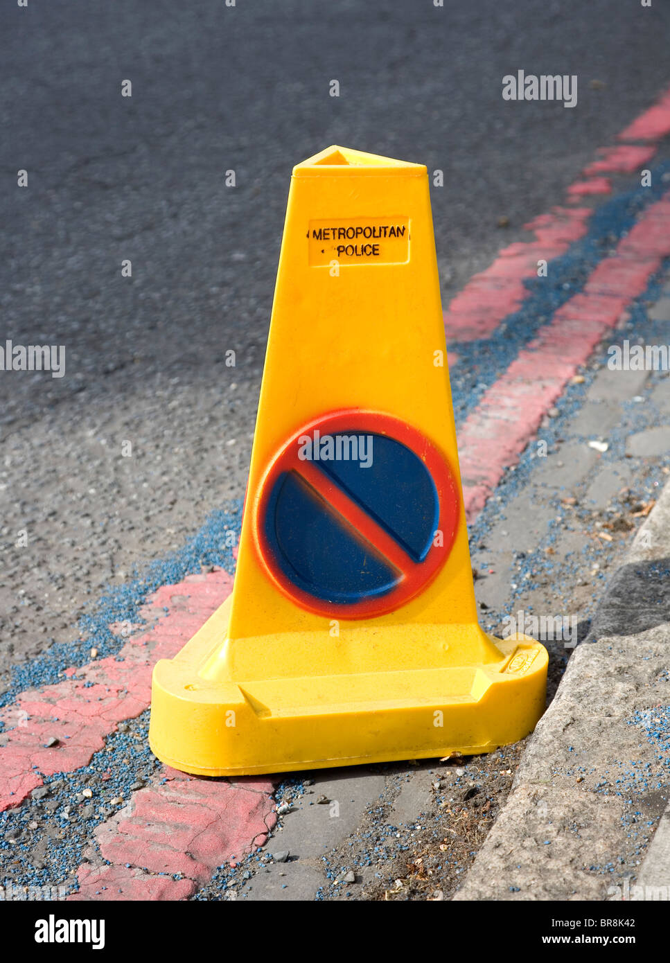 Traffic cone hi-res stock photography and images - Alamy