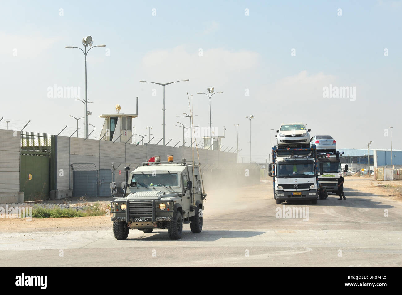 Car Carrier Trailers High Resolution Stock Photography and Images - Alamy
