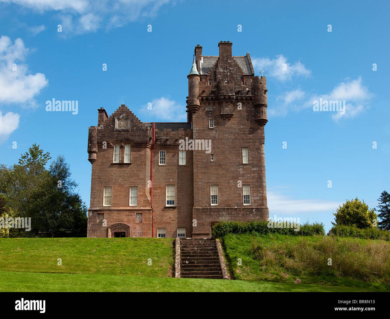 Brodick castle hi-res stock photography and images - Alamy
