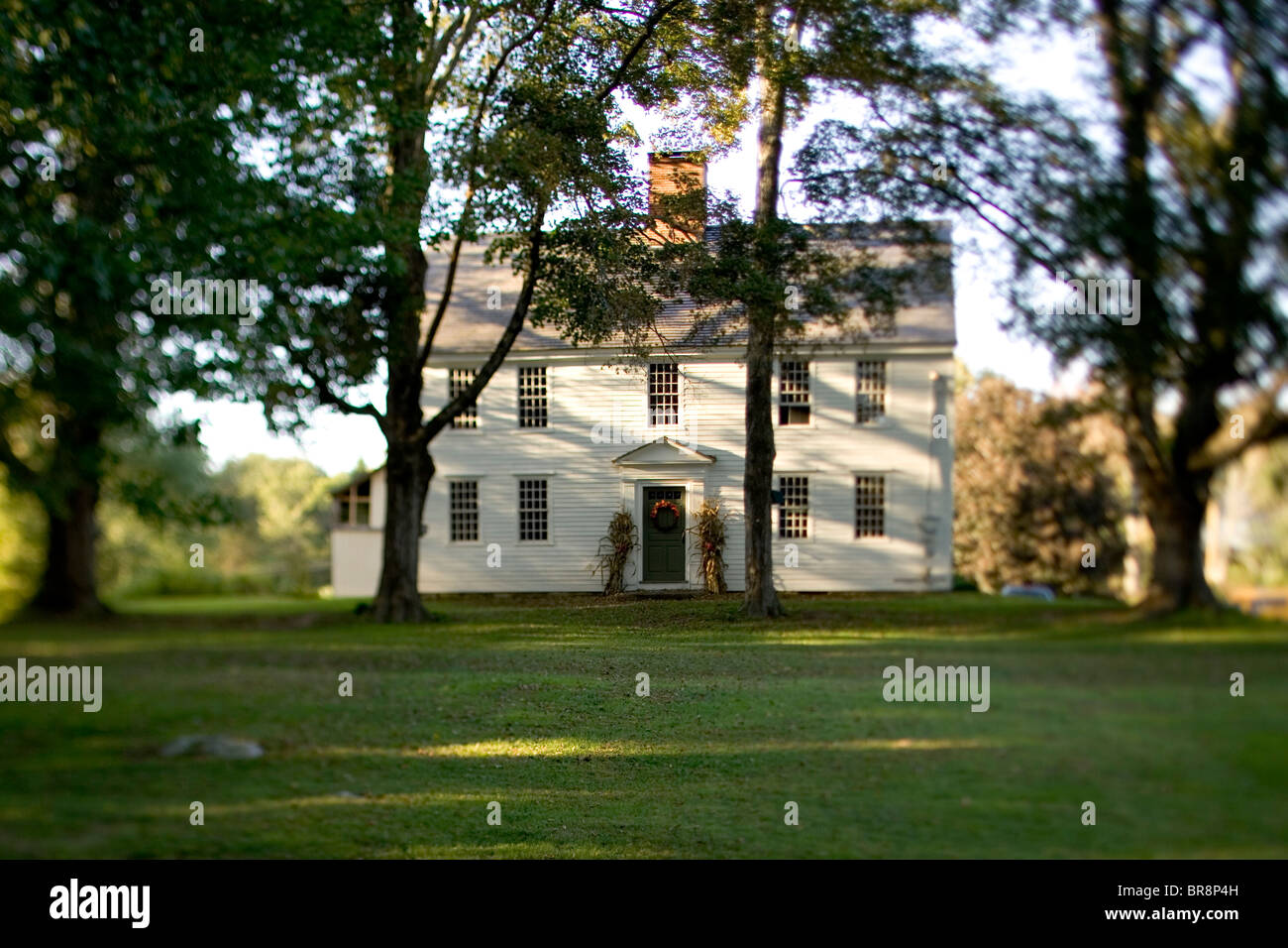 Colonial house in connecticut new hi-res stock photography and images ...