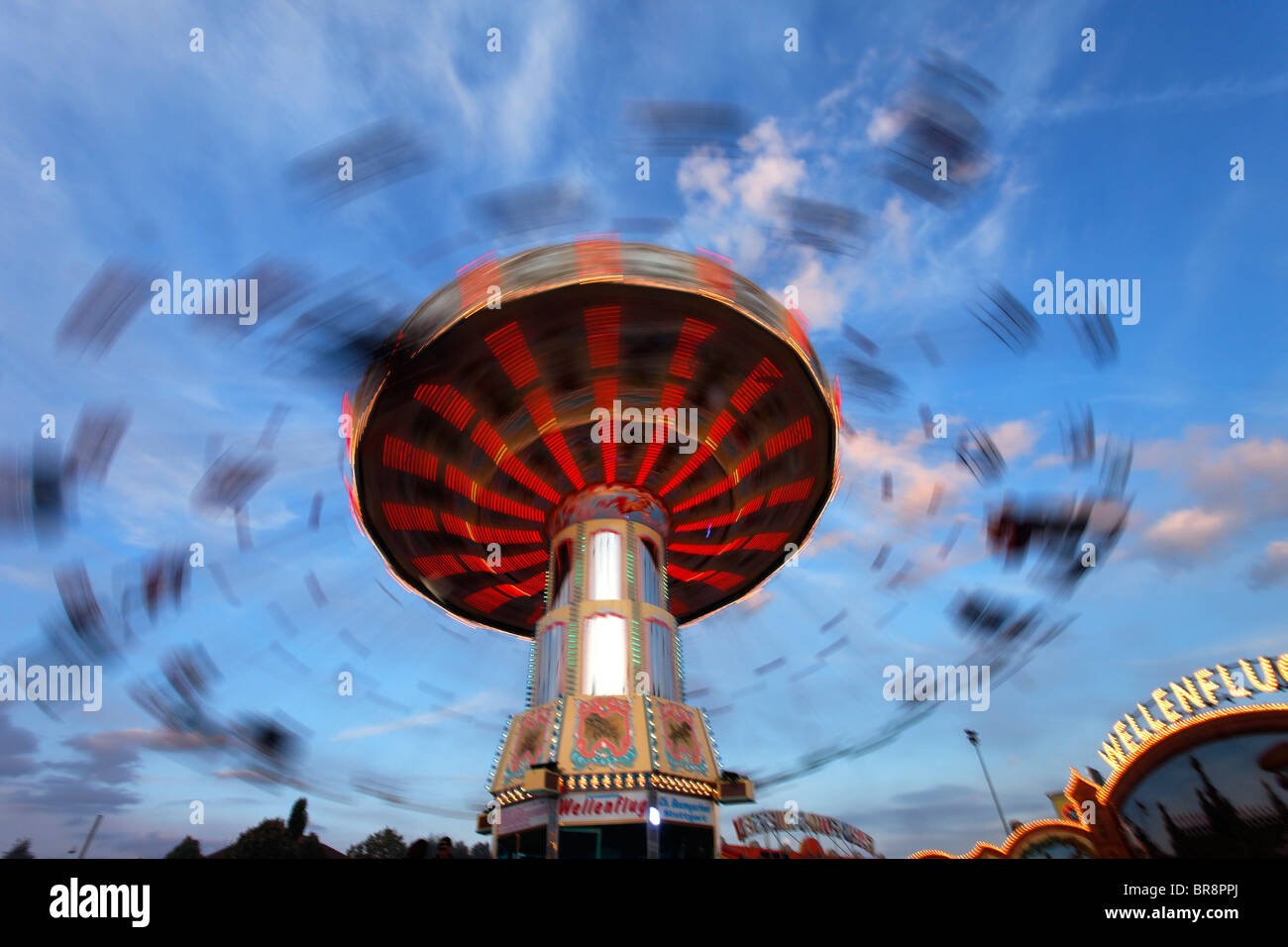 Chairoplane, Cannstatter Volksfest, Stuttgart, Baden-Wurttemberg ...
