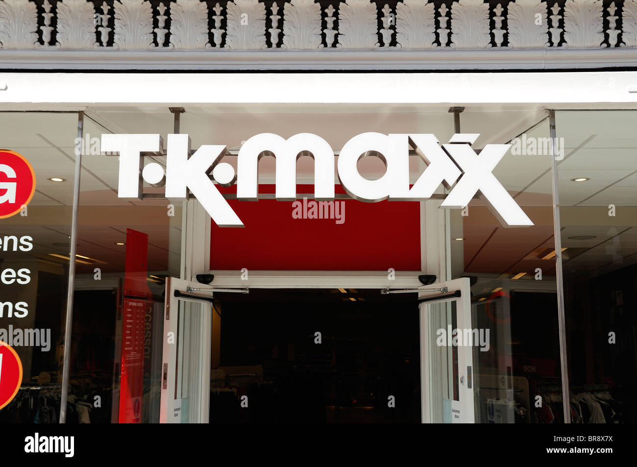 Tk maxx uk hi-res stock photography and images - Alamy