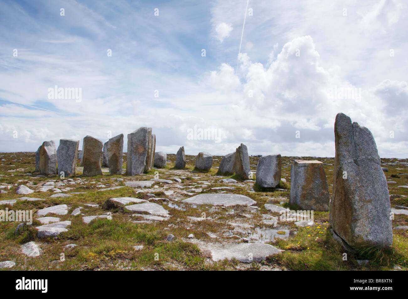 Deirbhile's Twist a stone sculpture at Fallmore, The Erris Peninsula ...