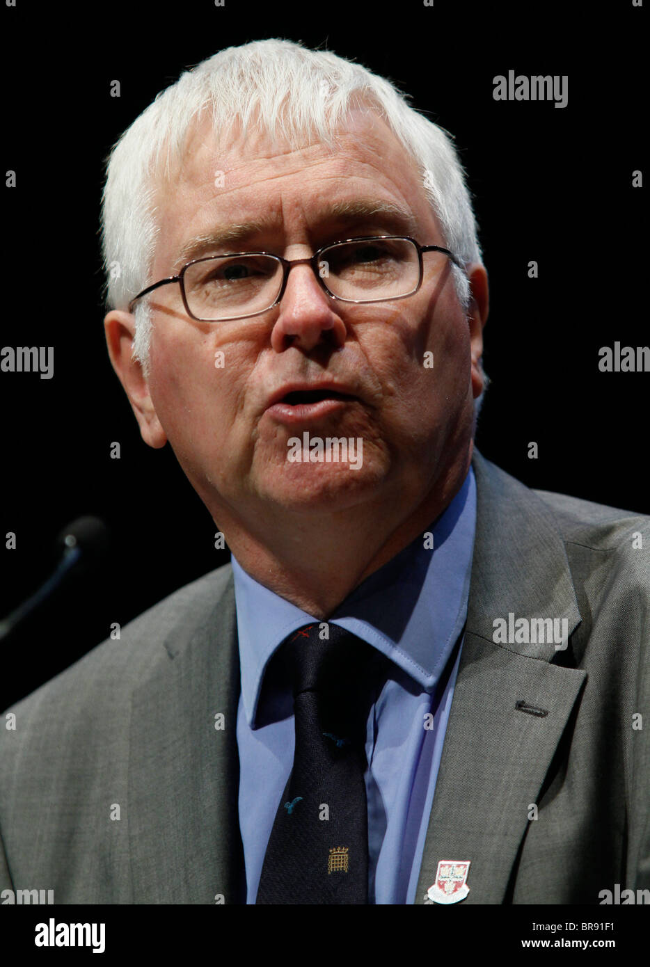 BOB RUSSELL MP DEPUTY PRIME MINISTER 18 September 2010 THE ACC ...