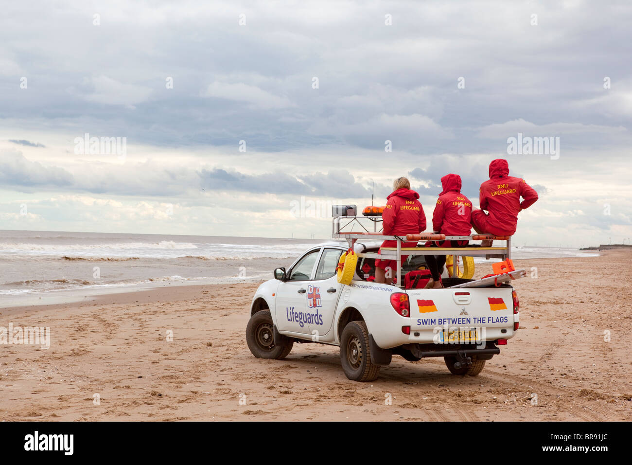 Lifeguards sea hi-res stock photography and images - Alamy