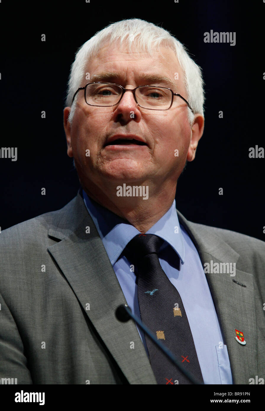 BOB RUSSELL MP DEPUTY PRIME MINISTER 18 September 2010 THE ACC ...