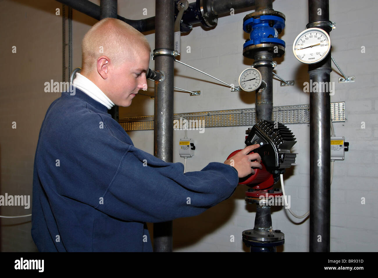 Hot water circulating pipes hi-res stock photography and images - Alamy