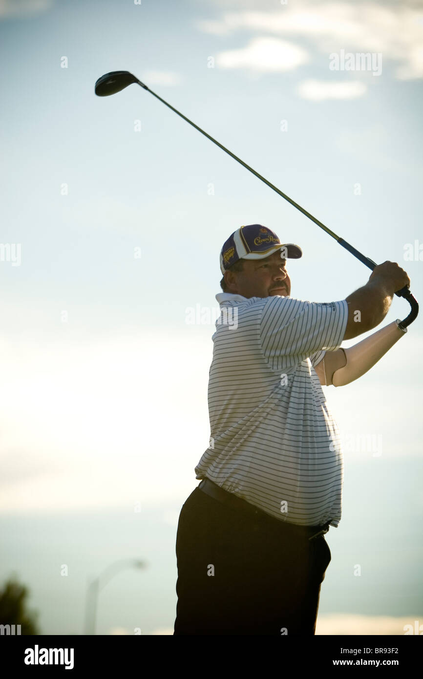 One-armed golfers compete in championship Las Vegas Stock Photo - Alamy