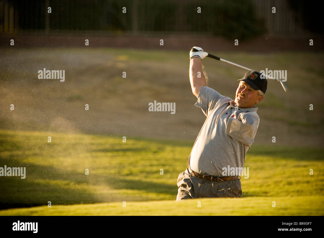 One-armed golfers compete in championship Las Vegas Stock Photo - Alamy