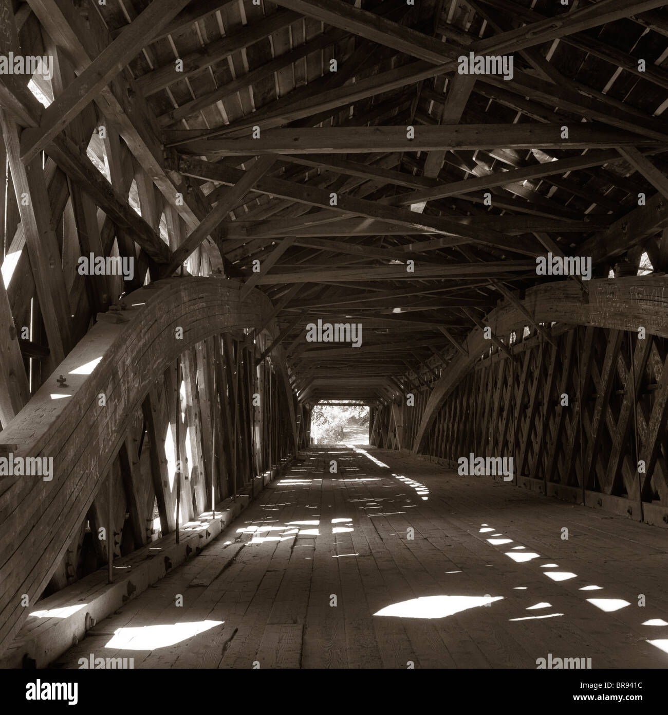 An inside view of a covered bridge in Vermont Stock Photo - Alamy