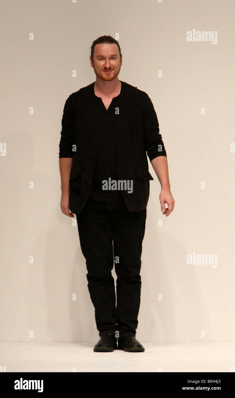 Mark fast fashion show hi-res stock photography and images - Alamy