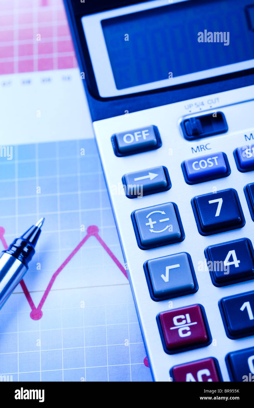 Calculator and diagram Stock Photo - Alamy