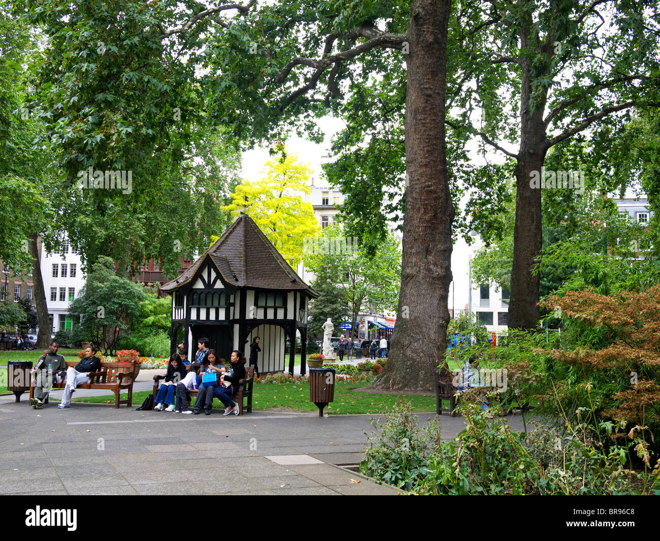 Soho Square Gardens London UK Stock Photo - Alamy