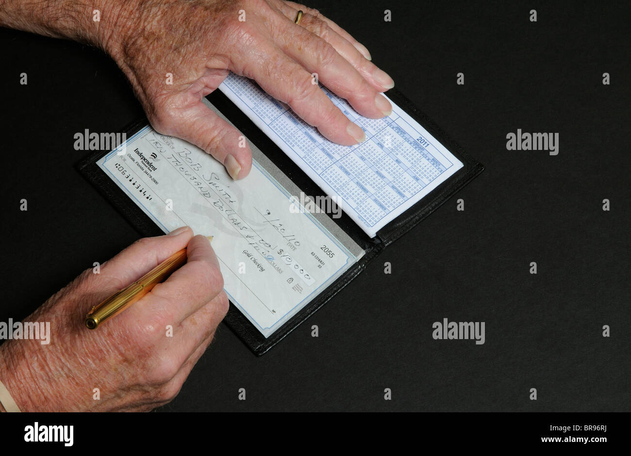 Bank cheque accounts hi-res stock photography and images - Alamy