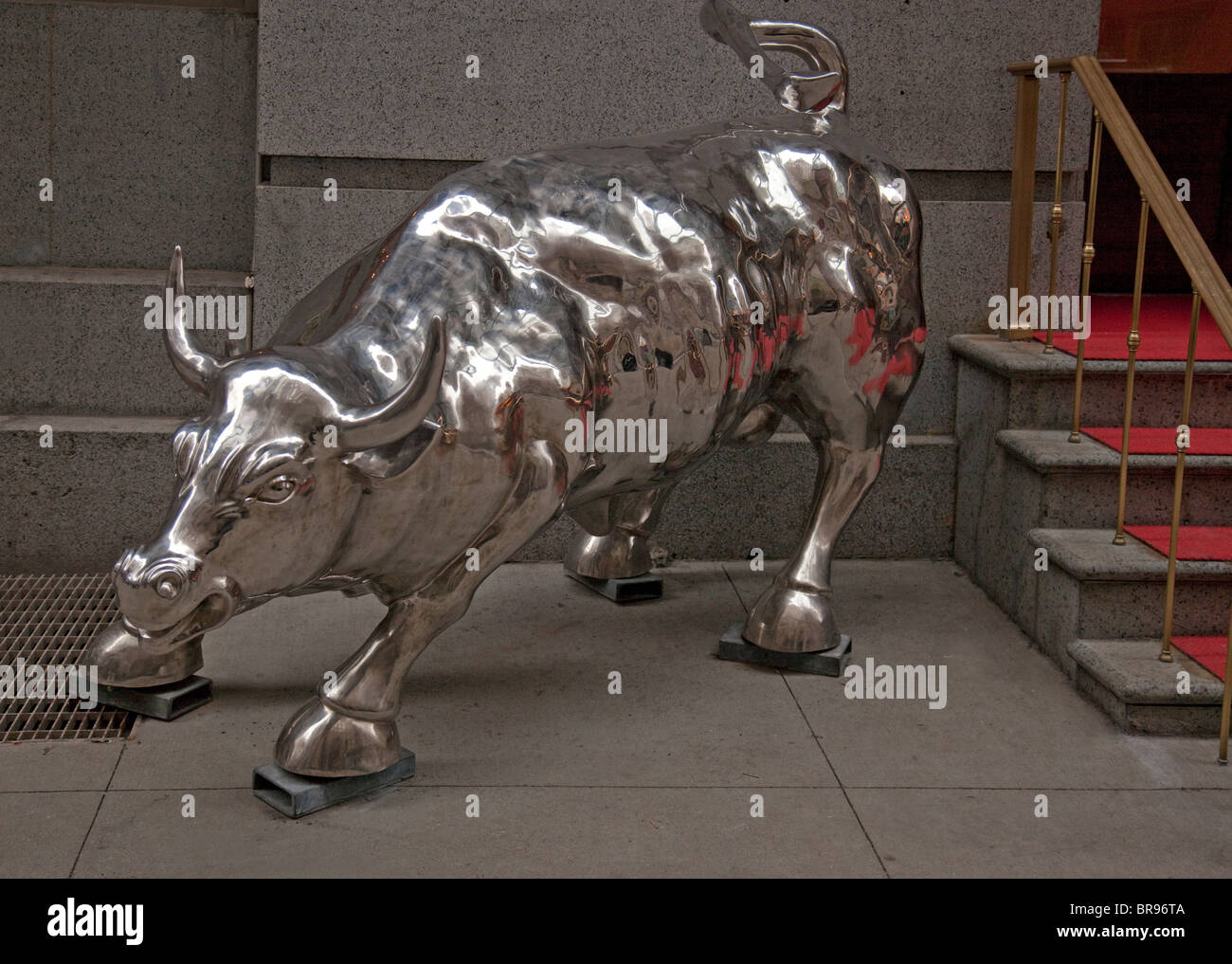 Chrome bull Wall Street New York City Stock Photo - Alamy
