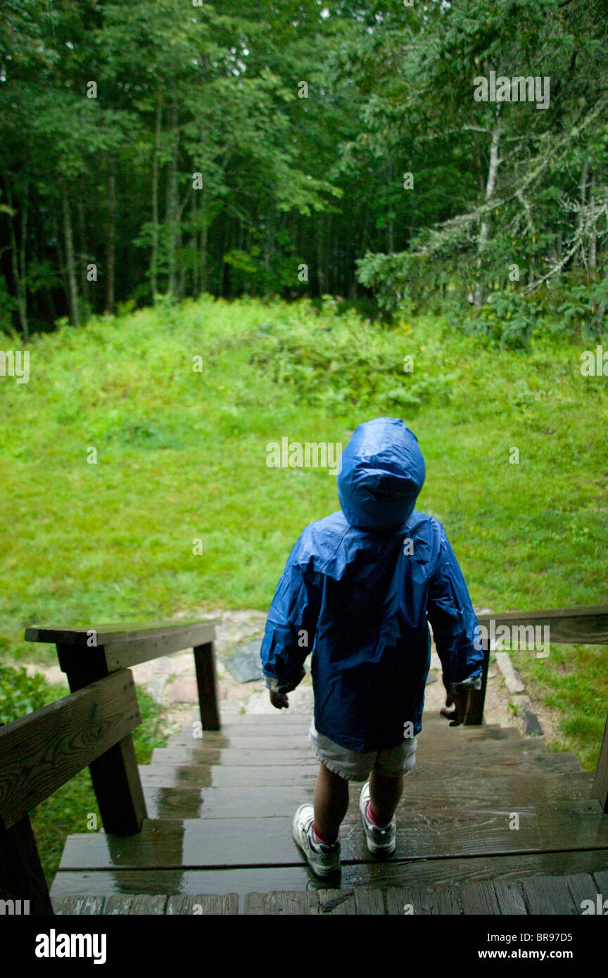 Wet porch steps hi-res stock photography and images - Alamy