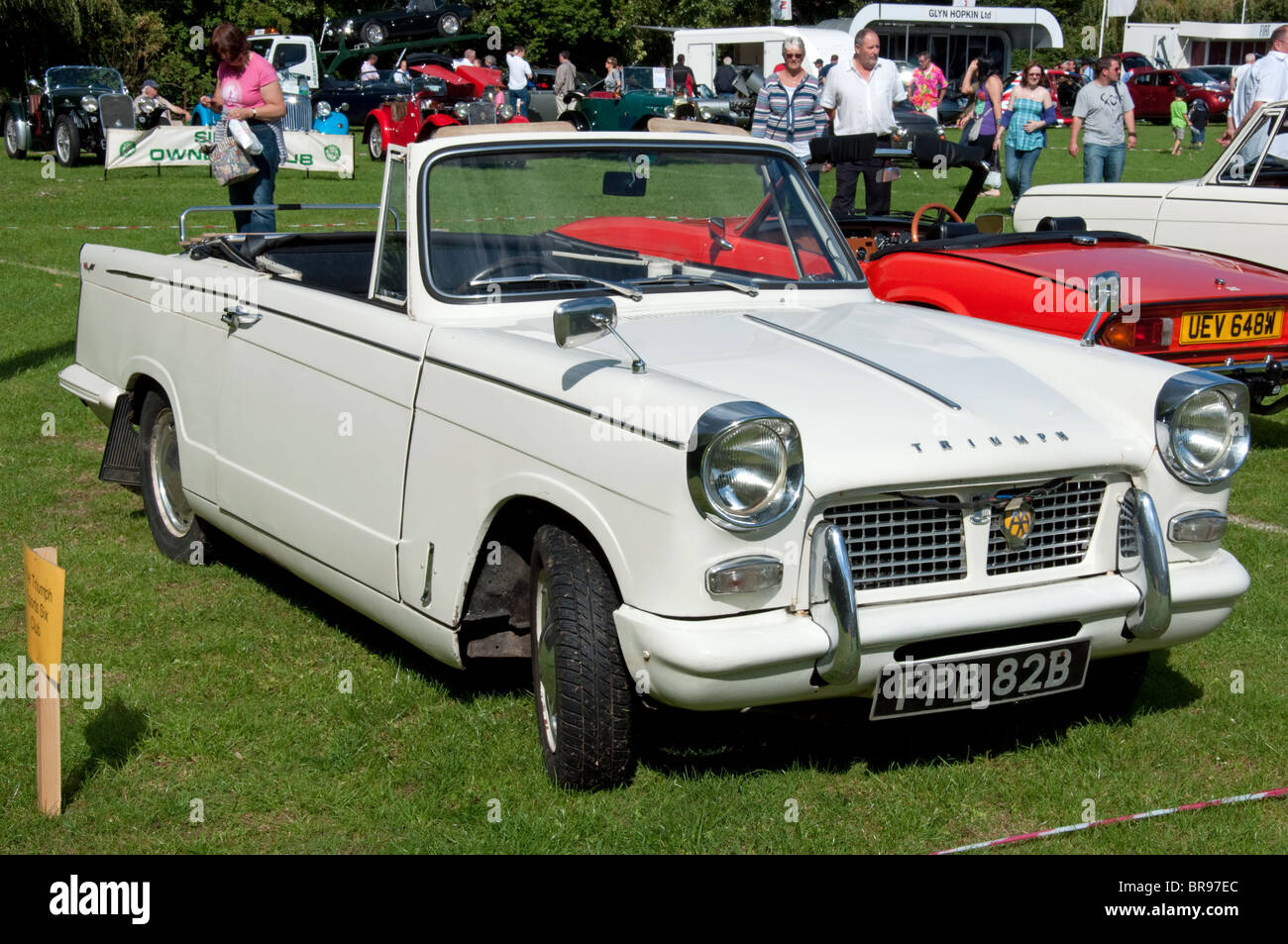 Triumph herald hi-res stock photography and images - Alamy
