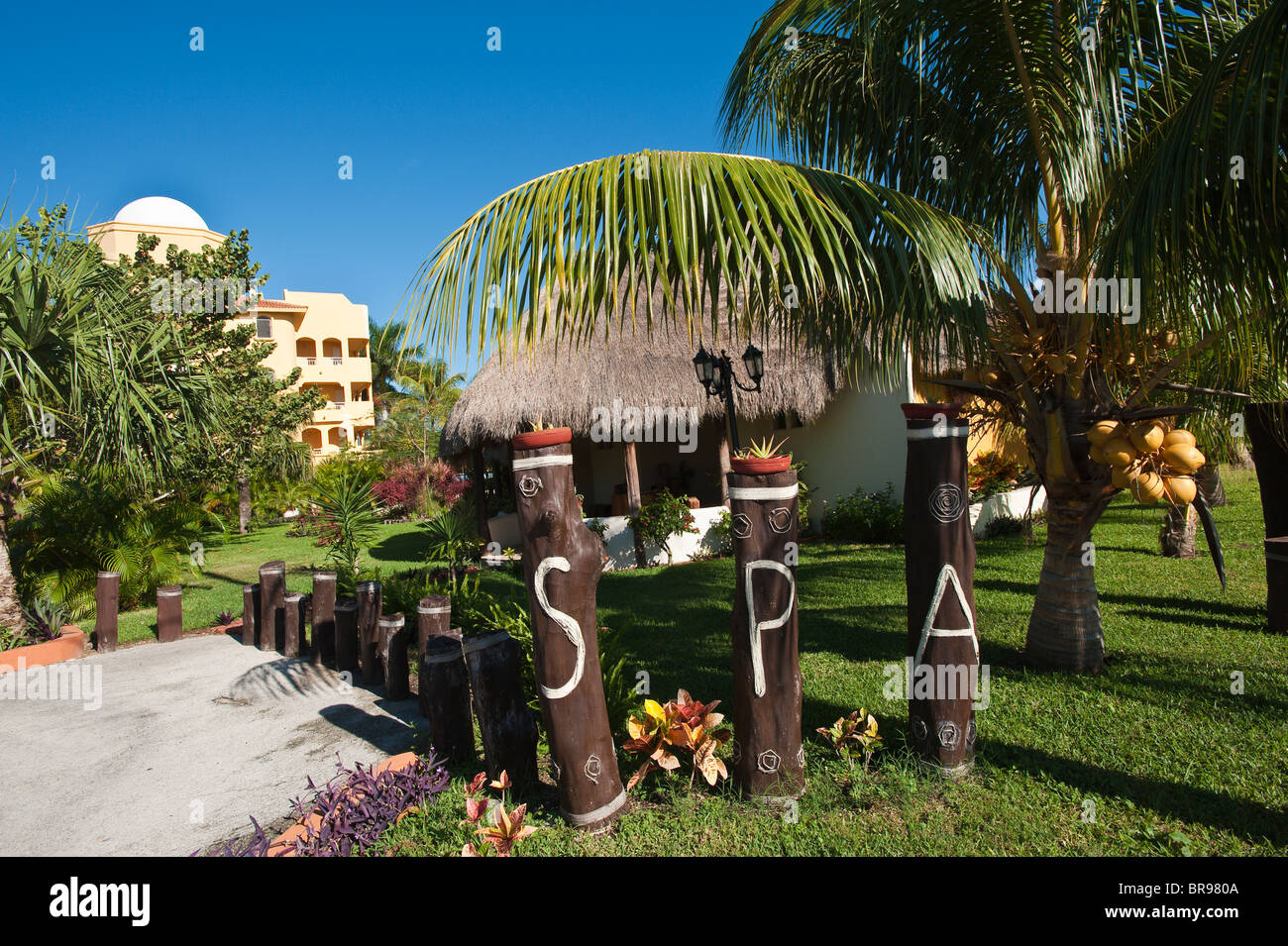 Isla azul hi-res stock photography and images - Alamy